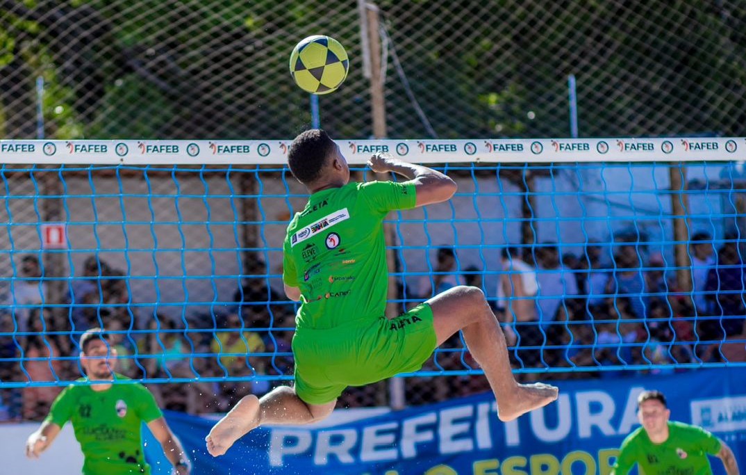 Com apoio da Sudesb, futevôlei movimenta o interior da Bahia neste ...